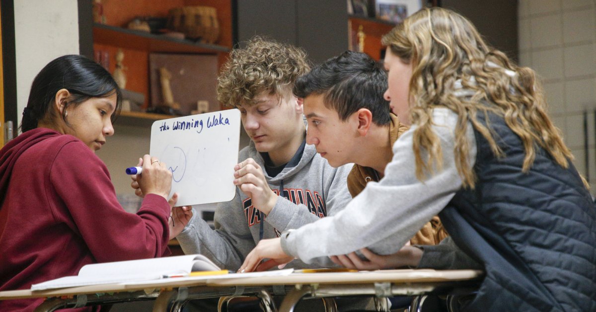 Educators Work to Preserve Native Languages | NEA-Alaska